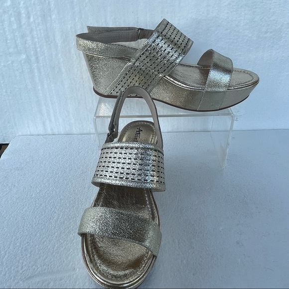 Antelope | Shoes | Antelope Platform Sandal | Poshmark